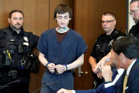 Illinois Man Rejects Deal To Plead Guilty To 7 Murder Charges In