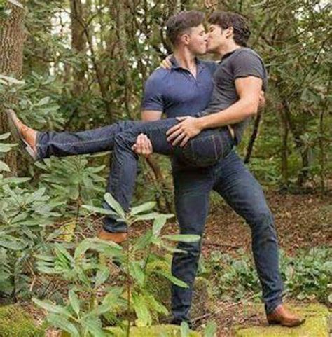 Built By Tallsteve Forest Romance Beaux Couples Cute Gay Couples