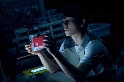 イム・シワンのサイコパス役が光る…大胆リメイクで“デジタル化の功罪”描く韓国映画『スマホを落としただけなのに』が快進撃 画像7 11