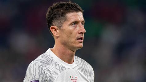 Poland Striker Robert Lewandowski Makes Penalty Miss Admission