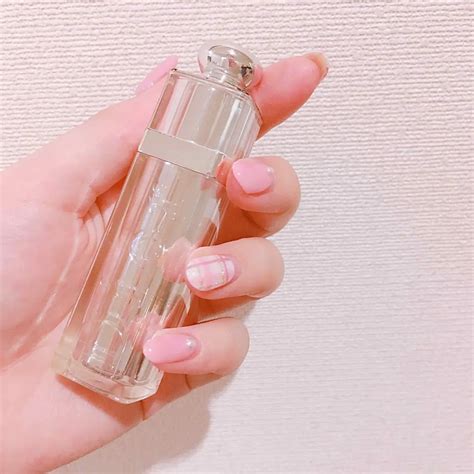 ピンクベージュリップおすすめ10選 人気のリップで上品可愛い唇へ♡《デパコス〜プチプラまで》 Lips