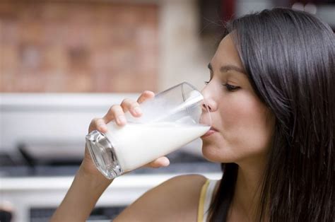 Khasiat Tak Diduga Untuk Tubuh Jika Rajin Minum Susu Saat Sahur Dan