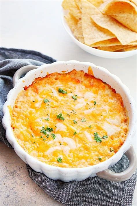 Hot Crab Dip Creamy And Cheesy Dip With Crab Meat Cream Cheese And