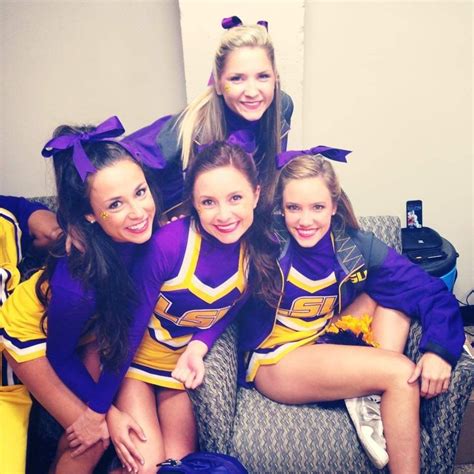 Pin By Jamiella Clark On Cheerleaders Cheerleader Girl Cheerleading