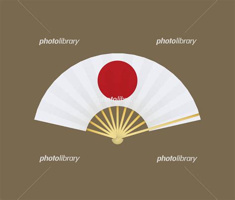 日の丸の扇子を持ったアマビエ イラスト素材 [ 6546716 ] フォトライブラリー Photolibrary