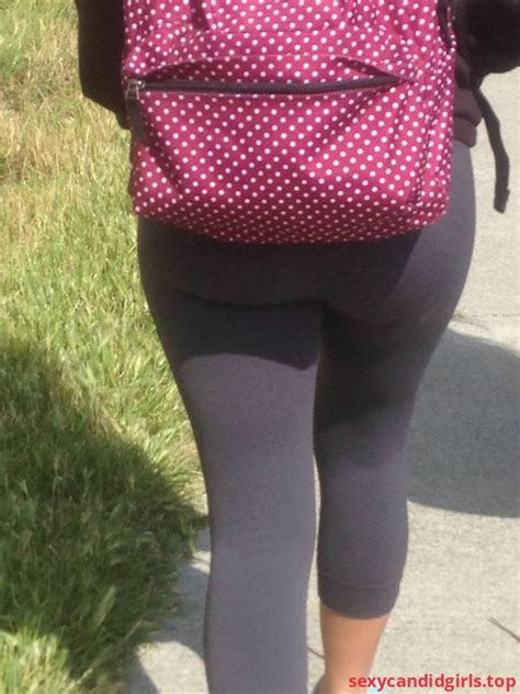 Sexycandidgirls Top Candid Booty And Legs Closeup On A Street Item 1