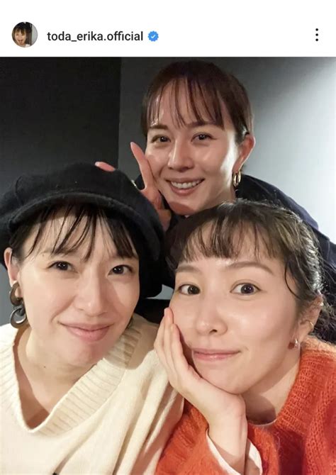 画像・写真 半分以上見えてる…戸田恵梨香、大胆に背中が開いた上品なドレス姿にファン歓喜 26 31 Webザテレビジョン