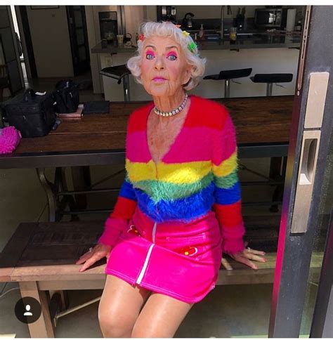 Pin By Vicki Tagliarina On Baddie Winkle Baddie Winkle Eclectic
