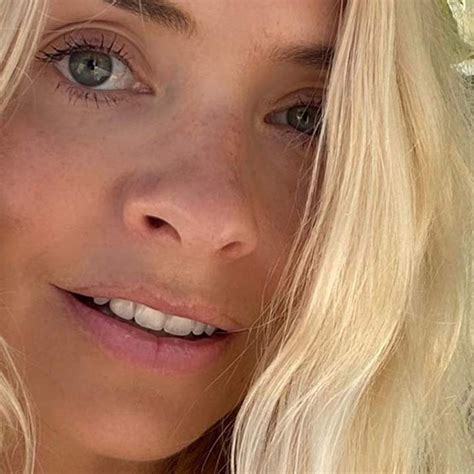 Jenni Mcknight Us Lifestyle Editor Hello Page 38 Of 122