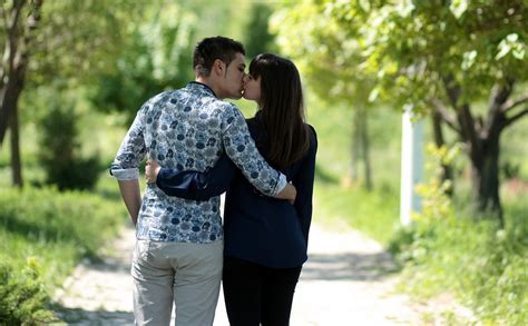 ディープキスの上手なやり方！彼や男性を興奮させる種類やテクニック10選 セックスレス解消ラボ