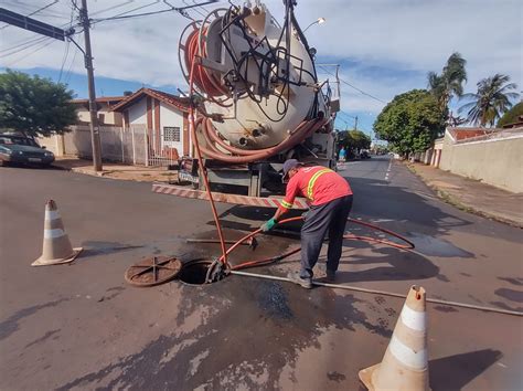 Rede De Esgoto Do Bairro Baroni Passa Por Manutenção Preventiva Saae