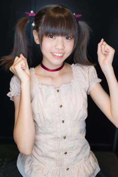 🍉🍒匕卜クリ ・∀・ 👑🐃 On Twitter 暇すぎて過去のデータ見てたら出てきた、ななみんが自撮り撮ってる所を撮るマンの写真…🤦🏻
