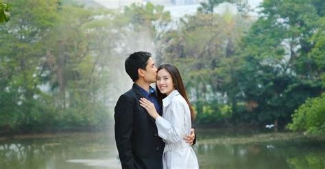 รวมรูปภาพของ รู้จัก ท่านทูตเนเธอร์แลนด์ แขกคนสำคัญในวันหมั้น ปอย ตรีชฎา