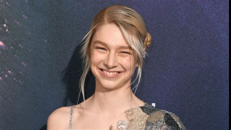 Who Plays Jules On Euphoria Hunter Schafer Is A Trans Activist You