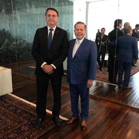 Un Almuerzo Con El Embajador De Eeuu Y Otro Con Empresarios La Agenda