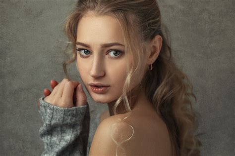 Women Blonde Face Bare Shoulders Lips Portrait 1600x1067