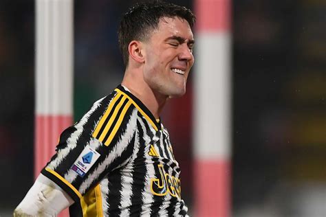 Vlahovic Pedina Di Scambio Colpo Gobbo Juventus Il Mediano è Un