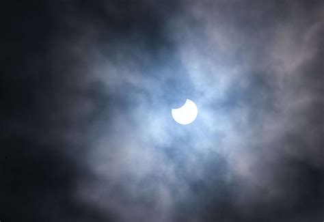 Partial Solar Eclipse Today Will Be Visible From The Uk Says Greenwich