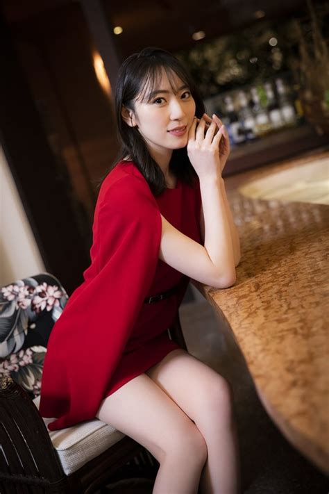 元akb48・松井咲子、大人の魅力全開の写真集発売へ！ テーマは“30代最初の妄想” 2022年6月3日 エキサイトニュース