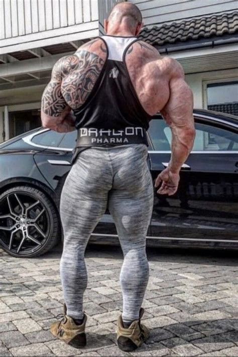 Pin By Massive Musclemen On Massive Musclemen Bodybuilders Men