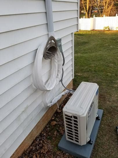 Mrcool Diy 12 000 Btu 1 Ton Ductless Mini Split Air Conditioner And