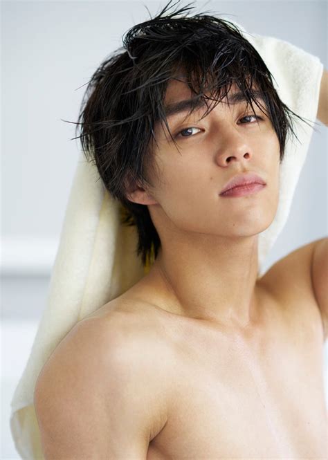 醍醐虎汰朗1st写真集が講談社から2023年11月29日に発売決定！ 本日より予約受け付けスタート 株式会社講談社のプレスリリース