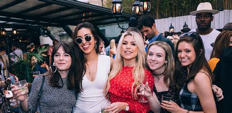 17 Great Locations To Meet Lots Of Single New York Girls In 2020