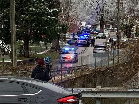 Charleston Police Officer Shot Responding To Parking Complaint Wv