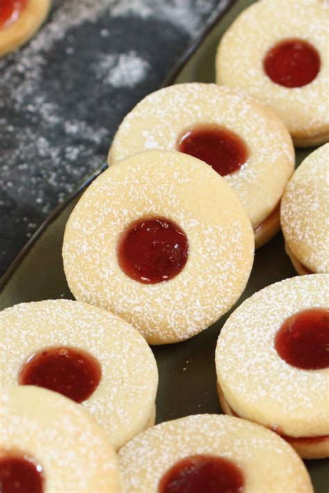 Homemade Jammie Dodgers Tipbuzz