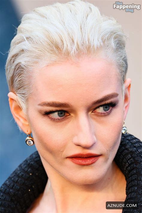 Julia Garner Sexy Looks Stunning In A Sizzling See Through Black Dress