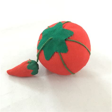 Tomato Pin Cushion With Emery Strawberry Sewing Needles Holder Napa