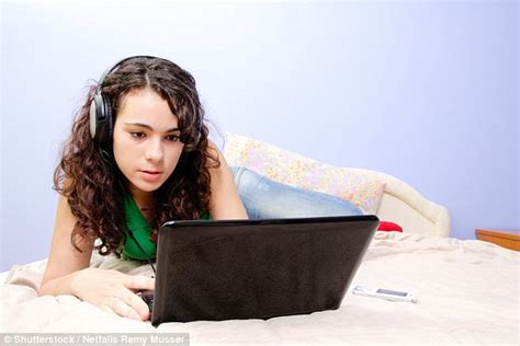 how teenagers are turning to youtube to learn about sex education