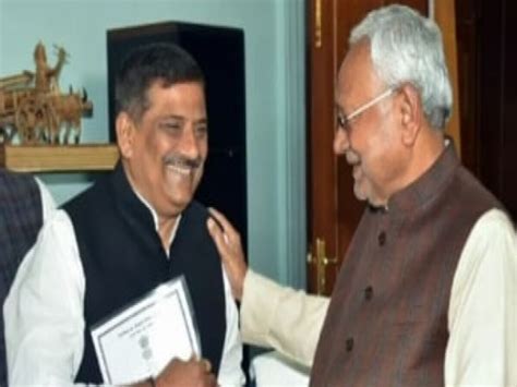 Now He Will Live In Delhi From There Cm Nitish First Reaction After