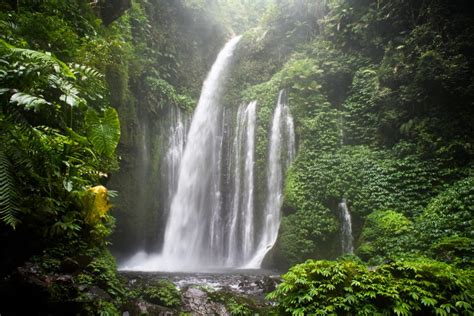 air terjun tiu kelep waterfall senaru lombok indonesia south exo