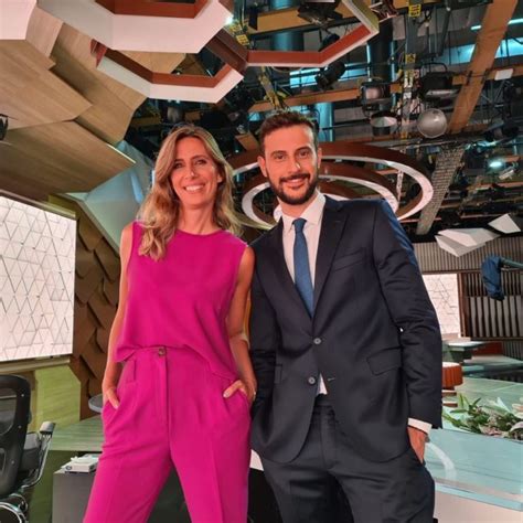 Luciana Geuna Se Animó Al Color Para Su Debut En Telenoche Para Ti