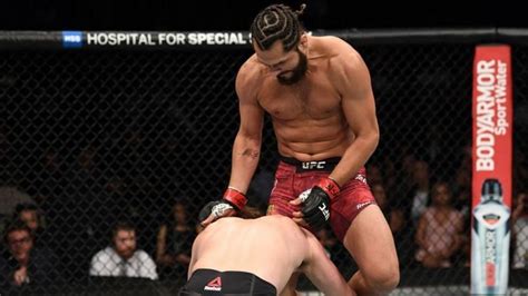 Top 5 Flying Knee Knockouts In Ufc History