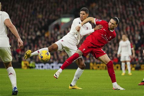 5 Liverpool Players Who Underperformed Against Manchester United