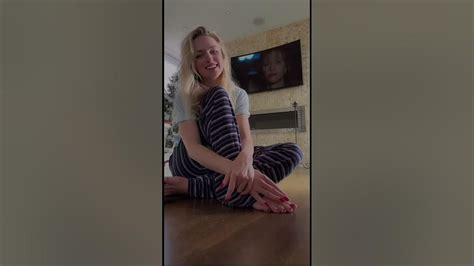 Toes Feet Soles Candid Feet Blonde Girls Soles Omegle Feet Foot Girls