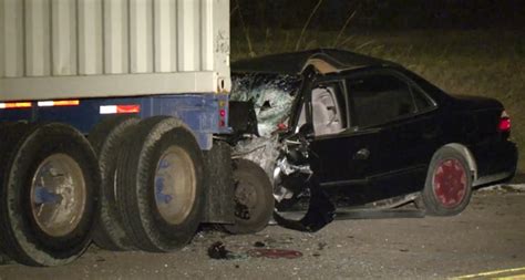 Driver Dead After Crashing Into Trailer In N Houston