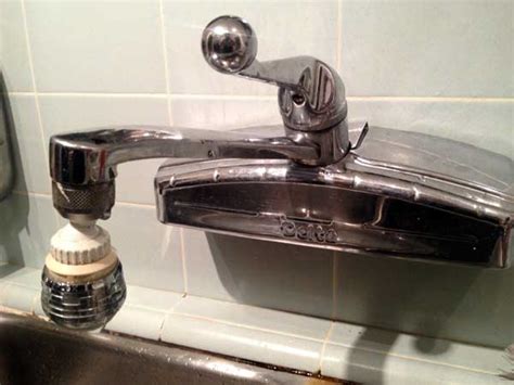 Fixing A Dripping Delta Single Handle Kitchen Faucet Wow Blog