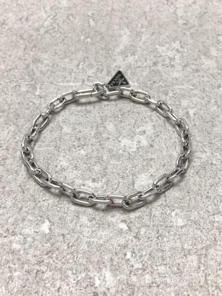 44％割引ホワイト系高評価のクリスマスプレゼント 大人気商品 Prada シルバーブレスレット ブレスレット アクセサリーホワイト系 Ota