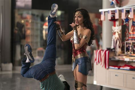Wonder Woman 1984 Dianas New Superpower Explained By The Comics