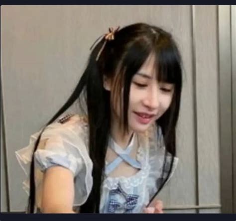 蔡萝莉真实颜值曝光，难怪与关晓彤尹正合影不摘口罩，与杜海涛合影才摘口罩