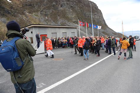 Bilder Fra åpningen Av Skarvbergtunnelen Radio Nordkapp