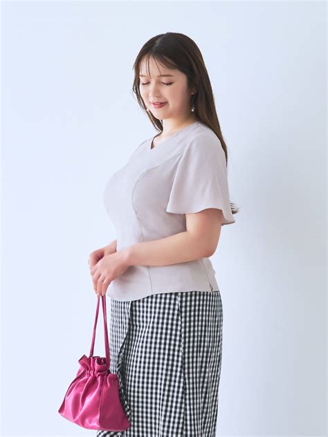 待望の102サイズ登場 ｜overe オーバーイー 胸が大きな女性のためのアパレルブランド
