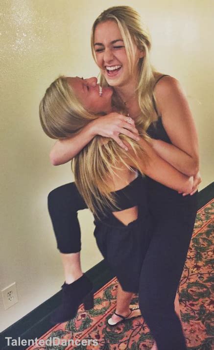 Chloe Lukasiak And Paige Hyland Dance Moms Paige Dance Moms Funny