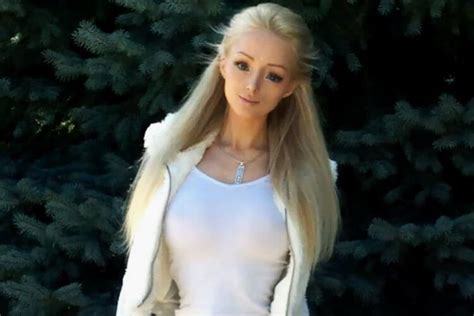 Meet The Human Barbie Doll Youll Have To See To Believe – Reportingly