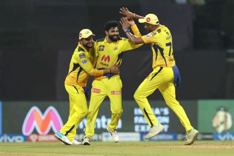 Csk Vs Rr Ipl 2021 जडेजा और मोइन ने 4 ओवर में 5 विकेट लेकर चेन्नई को