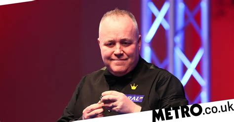 masters snooker john higgins edges ahead of yan bingtao in tight final