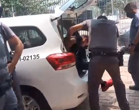 Atestado De óbito De Jovem Que Morreu Após Encontro Com Jogador Aponta